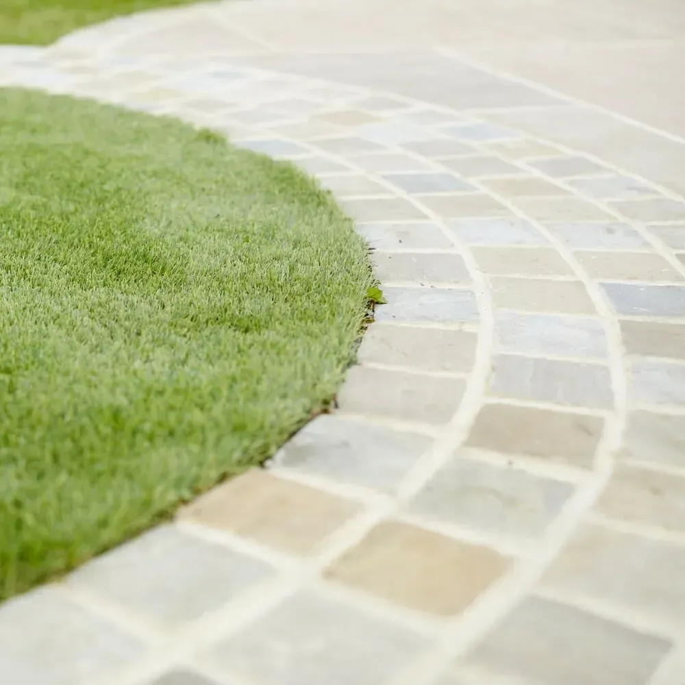 Raj Green Cobble Setts 100x100x 22mm - 1 SQM | Natural Paving