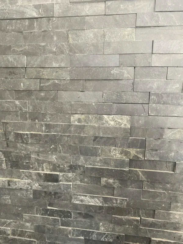 Jak Black Stone - Splitface Cladding